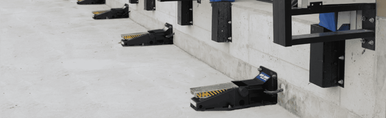 Blue Giant - Loading Dock Vehicle Restraints